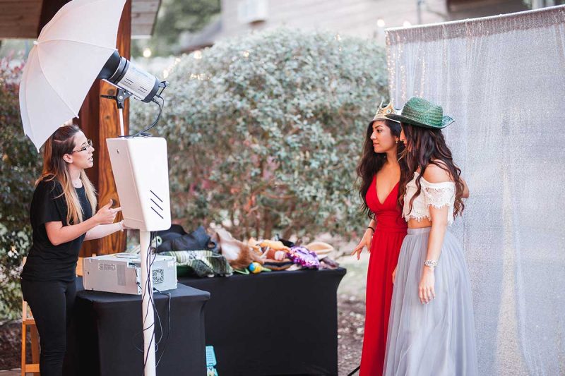 The Best Photo Booth Sayings For Weddings - Toast Entertainment