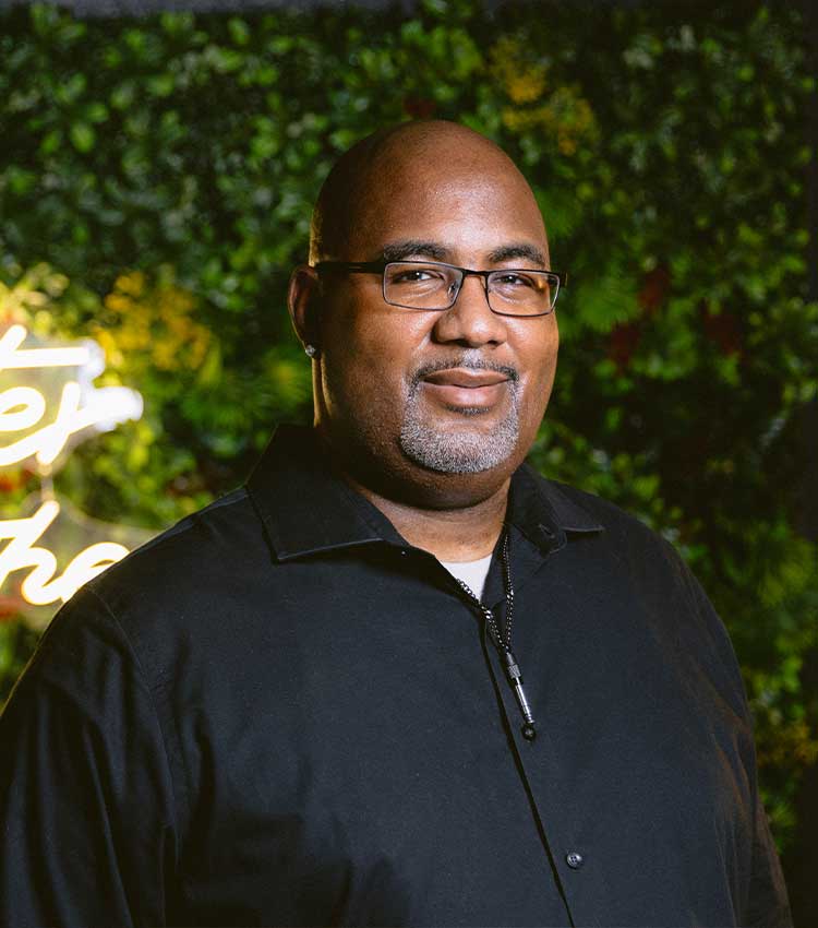 Professional DJ/MCs Near Me In Dallas, TX | Toast Entertainment